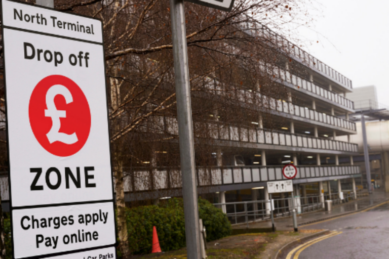 Airport Information Update: Gatwick Drop off Charge ⋆ Complete Travel ...